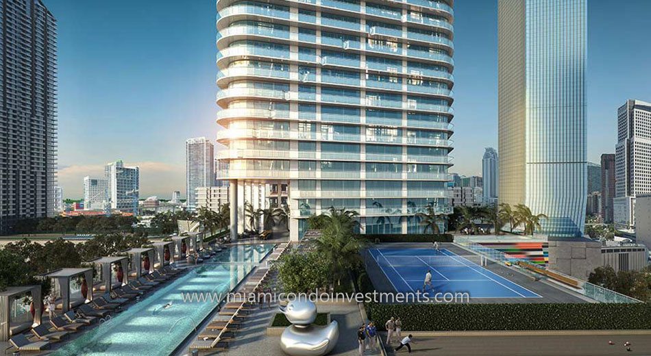 SLS Lux Condos