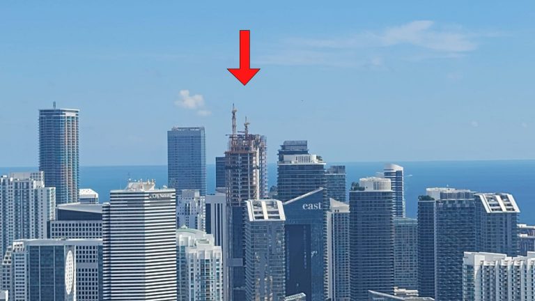830 Brickell Tops off Construction in Miami’s Financial District