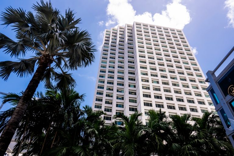 Monarch Alternative Capital Buys 801 Brickell Office Tower for $250 Million